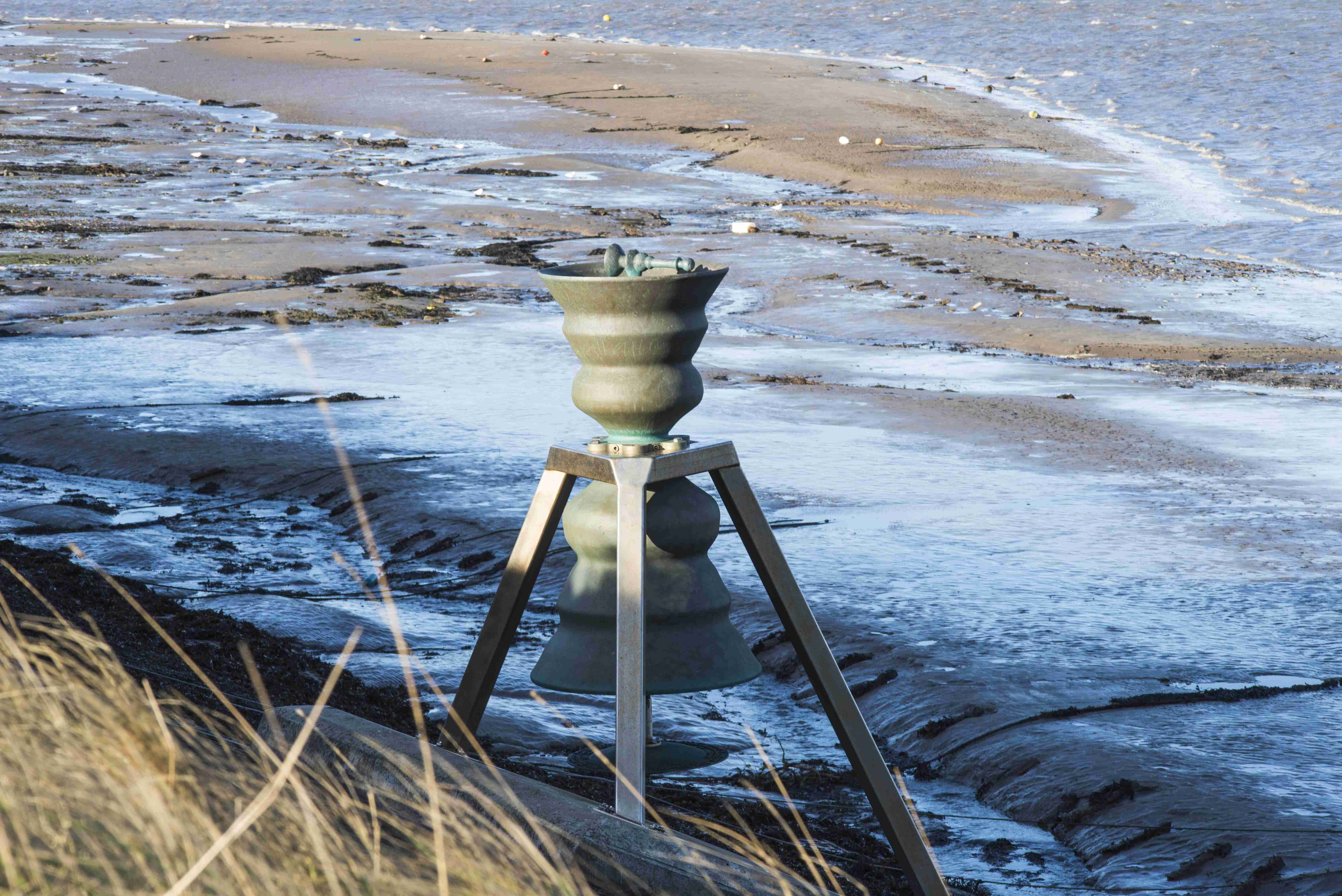 Tidal range - Time and Tide Bell